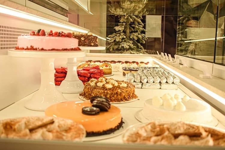 ΖΑΧΑΡΟΠΛΑΣΤΕΙΟ ΗΛΙΟΥΠΟΛΗ | POLAROID SWEET LAB - Gbd.gr